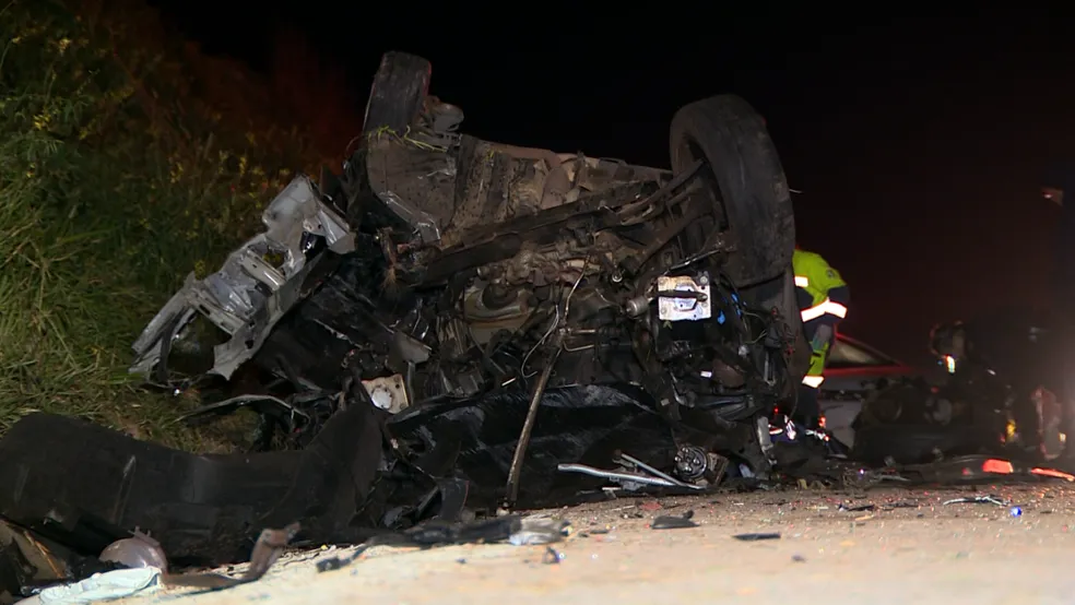 Polícia investiga acidente que deixou quatro mortos na Rodovia Santos Dumont - CBN Campinas 99,1 FM