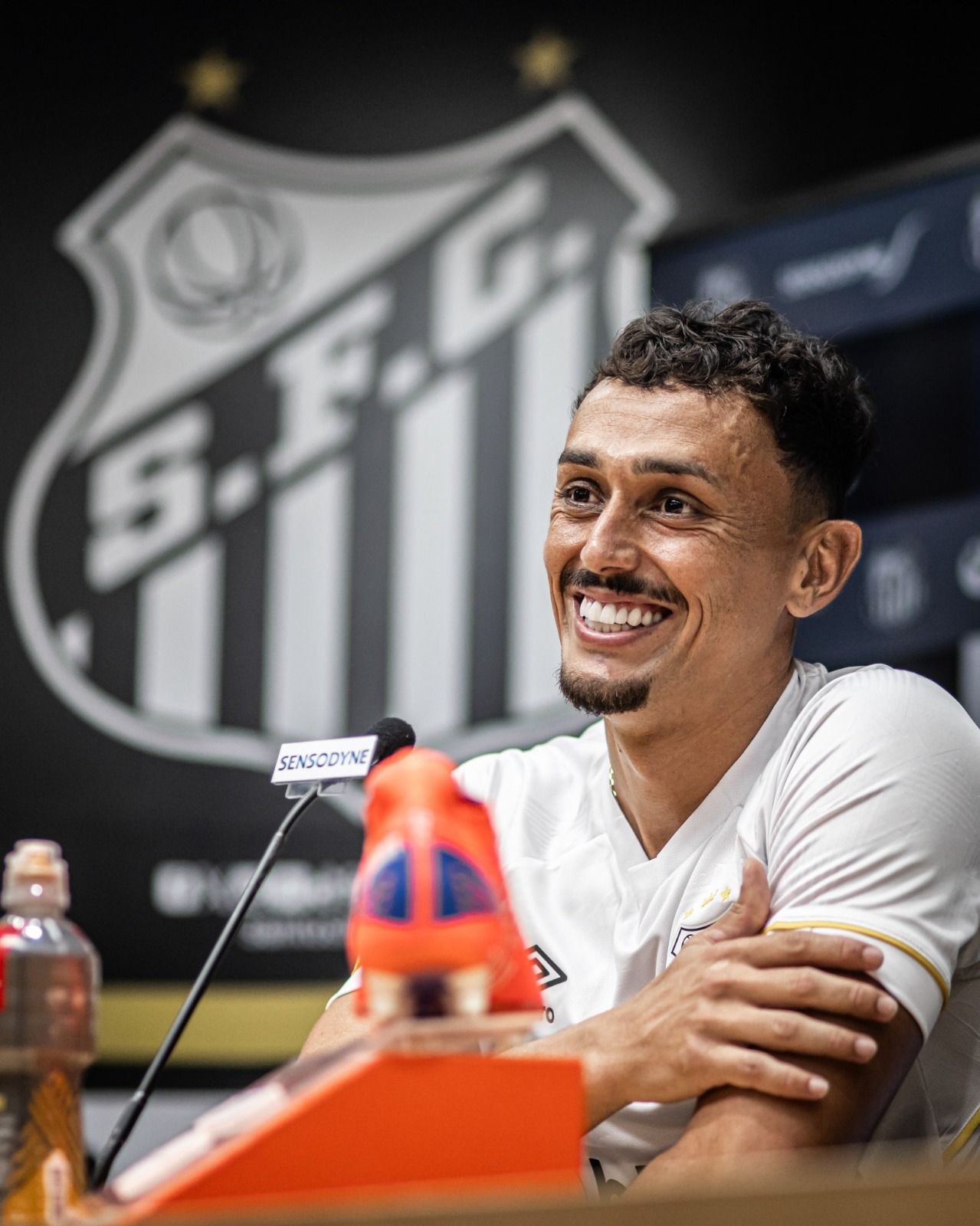 Pituca e Aderlan podem ser poupados no Santos para a última rodada ...